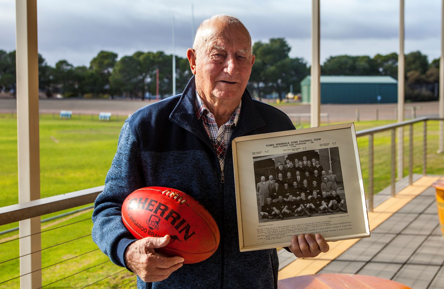 Reminiscing with a past Country Championships winner: Bruce Hewett - SANFL