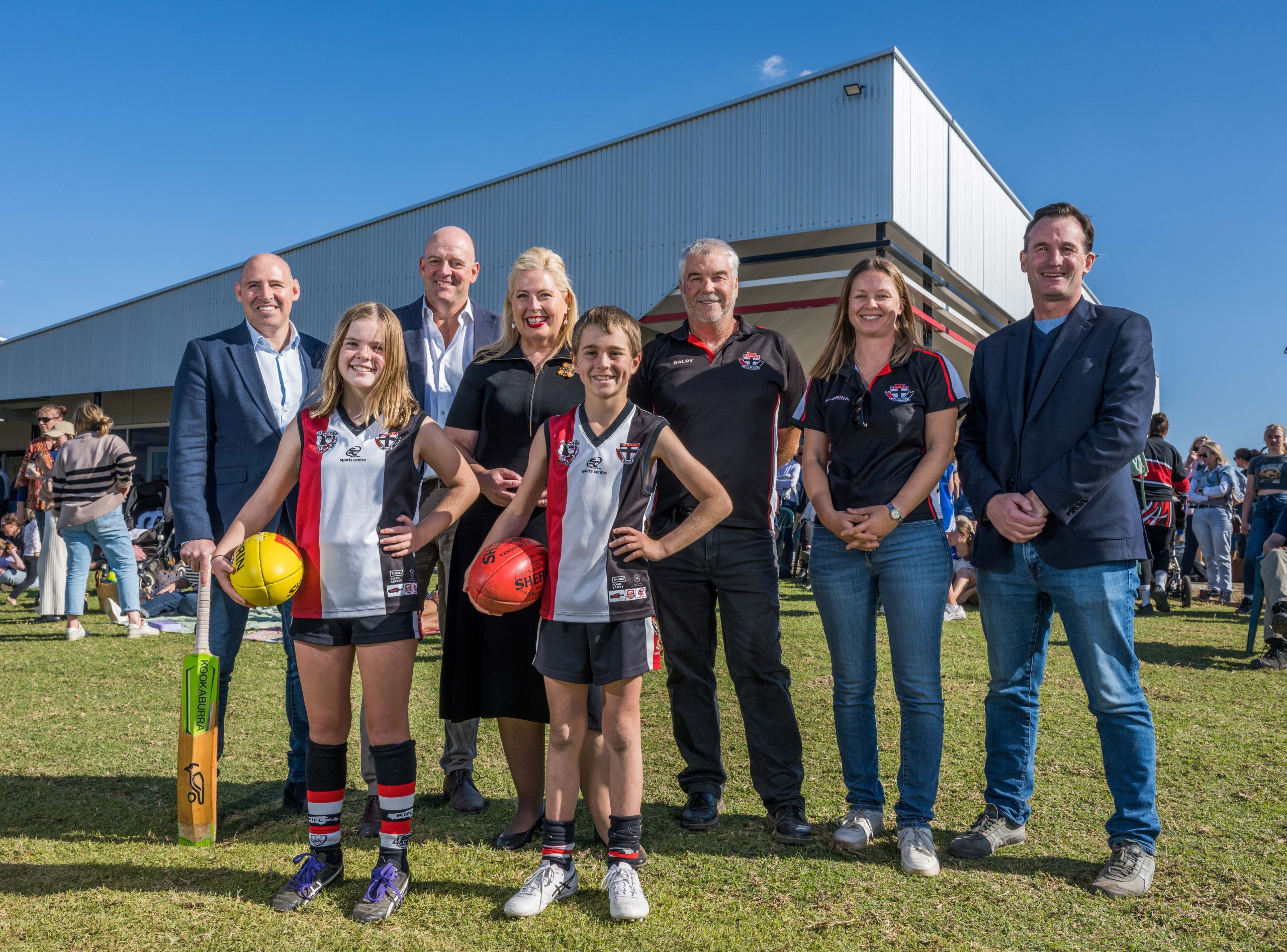 Kangaroo Island's 'club in the scrub' unveils new facility - SANFL