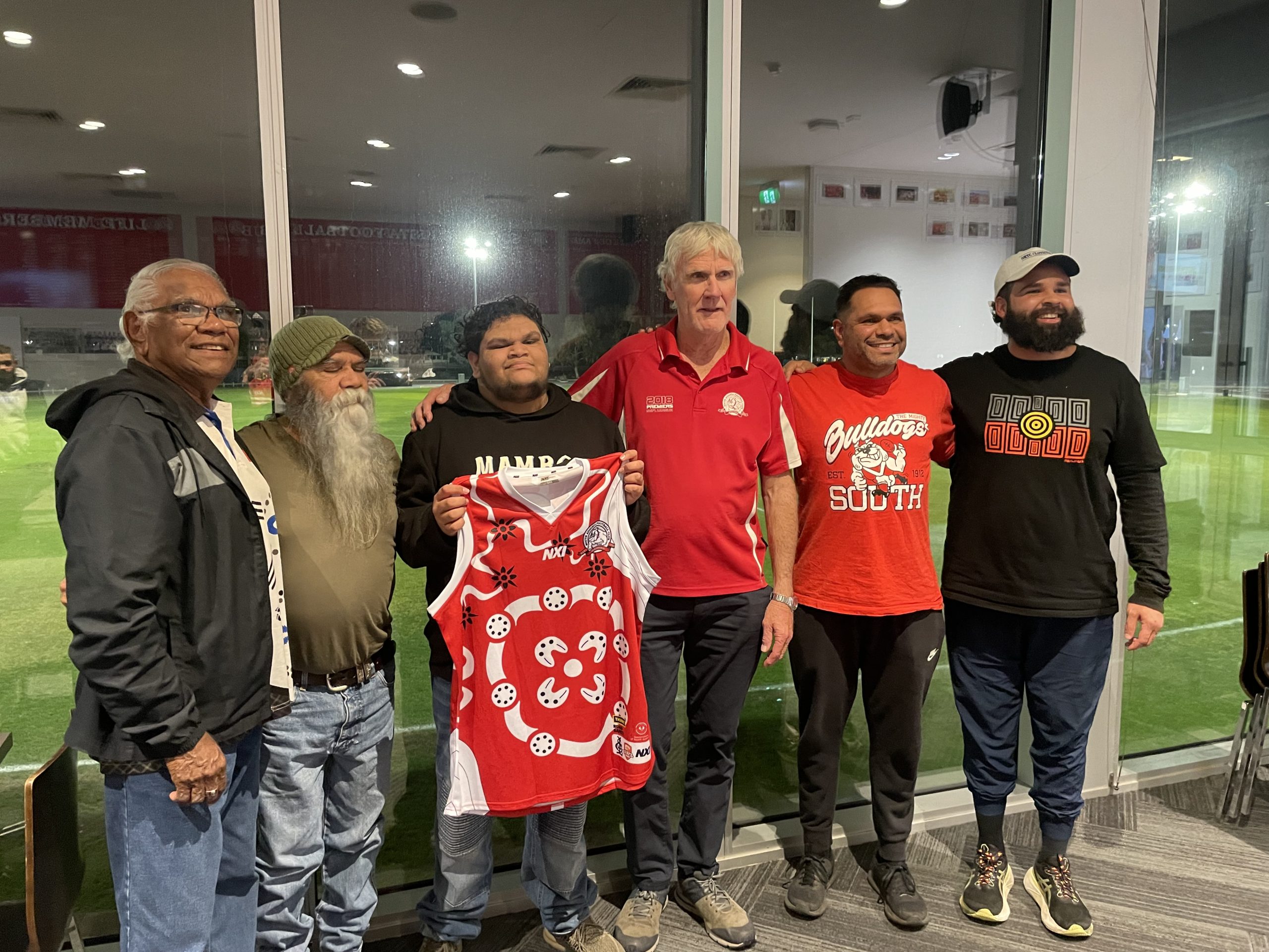 $200,000 flows to SA local footy clubs thanks to Telstra Footy Country ...